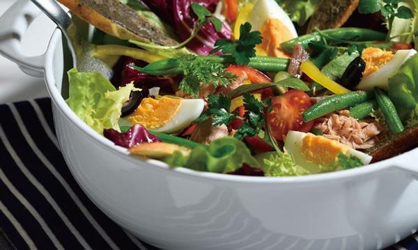 UNILLOY | ユニロイ 世界一軽い、鋳物ホーロー鍋。